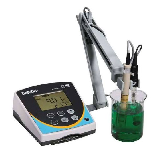 Oakton PC700 Meter w/pH electrode, conductivity/temp probe, and ...