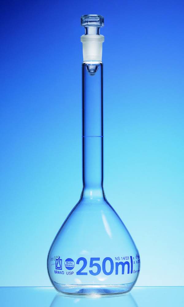 BRAND Volumetric Flask, USP, BLAUBRAND, Class A, 20 ml, with Glass ...